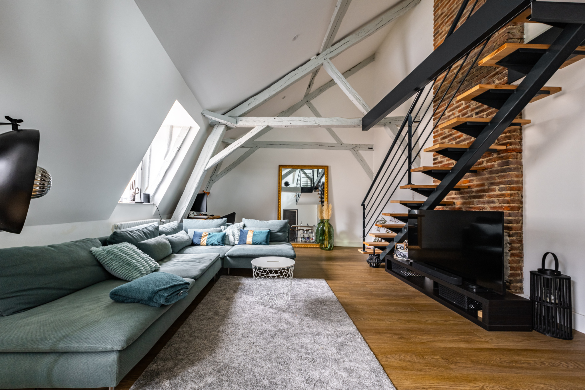 Duplex d’exception au cœur historique de Dijon – Vue saisissante sur la ...